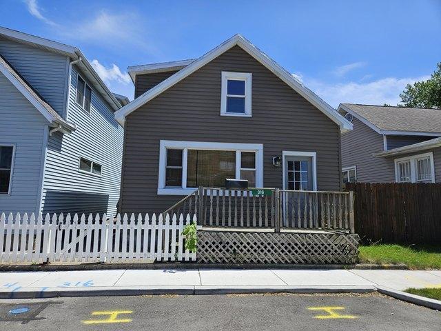 316 W 11th St, Michigan City, IN 46360