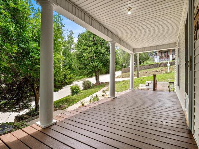 316 W 1st Street