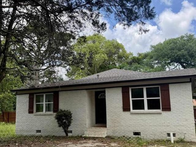 316 W 3rd Ave, Foley, AL 36535