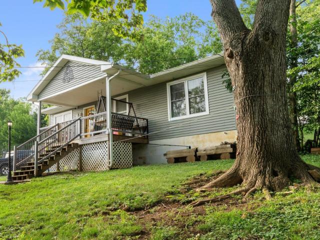 316 W Thornton Street