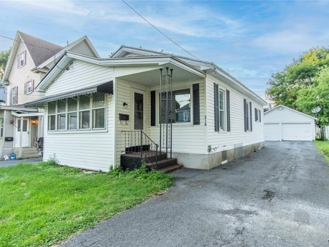 316 W Woodruff St, Watertown, NY 13601