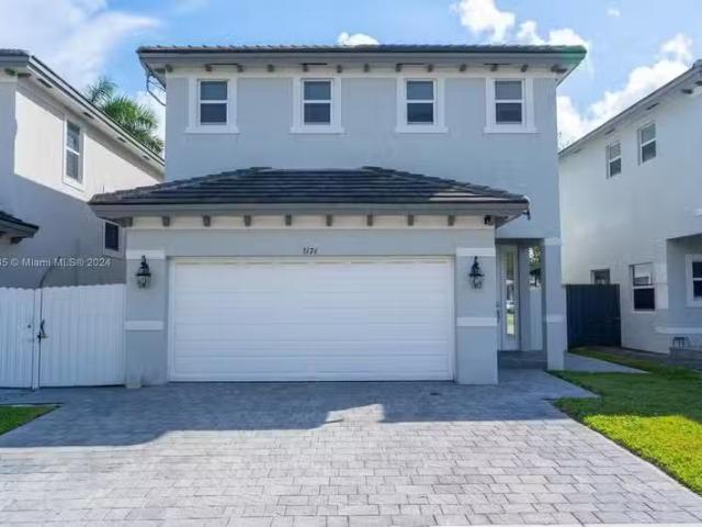 3174 SE 3rd Dr, Homestead, FL 33033 MLS A11609785