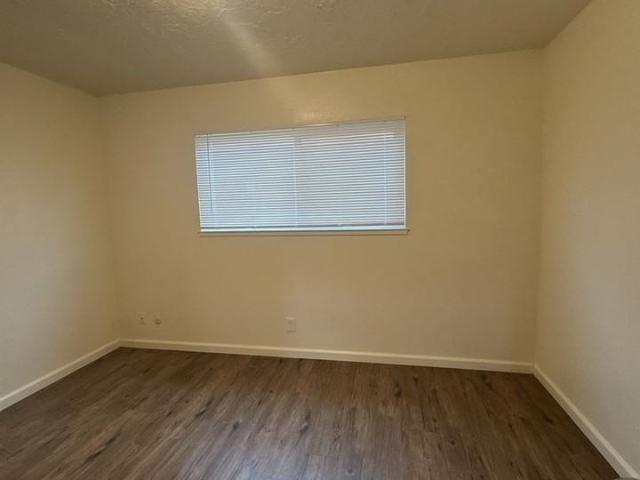 3174 2 Bedroom Apartment for Rent at 2004 North Ave, Corcoran, CA 93212