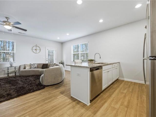 3175 Meadowstone Lane SW
