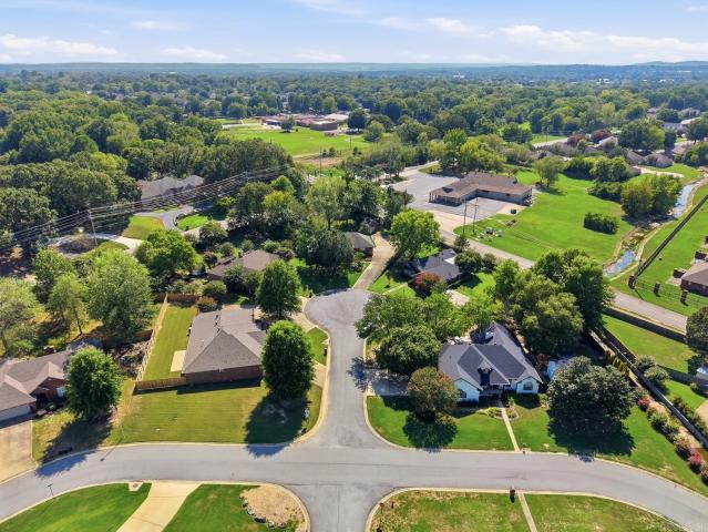 3175 Cleburne Cove