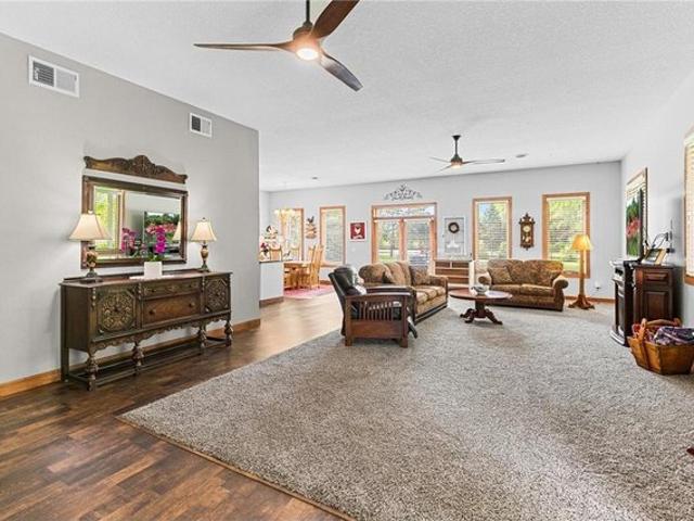 3175 th Ave NW, Isanti, MN 55040