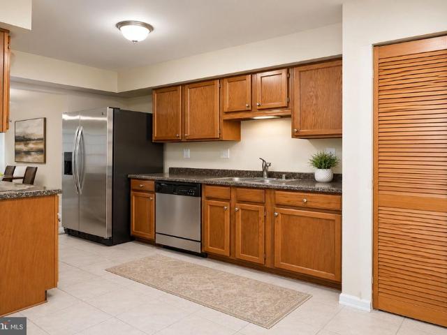 3176 Vanderbilt Court