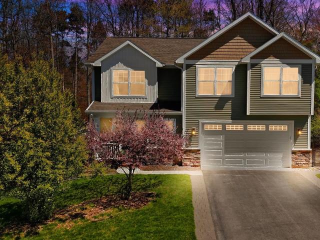 3176 Winchester Drive