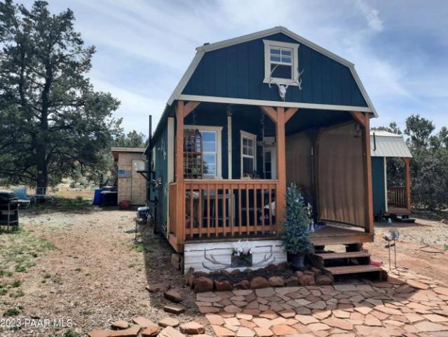 31774 W Calle Belleza, Seligman, AZ 86337