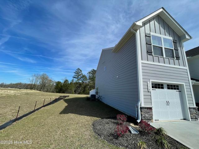 3178 Edgehill Drive