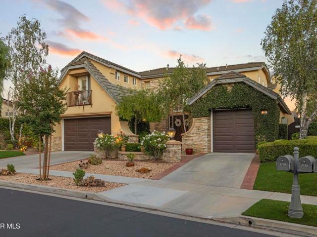 3170 Heavenly Ridge Street