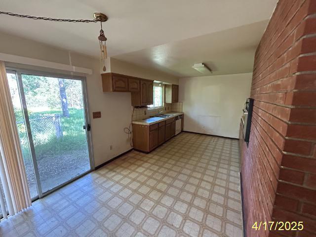 3170 Quartz Hill Rd, Redding, CA 96003 | Compass