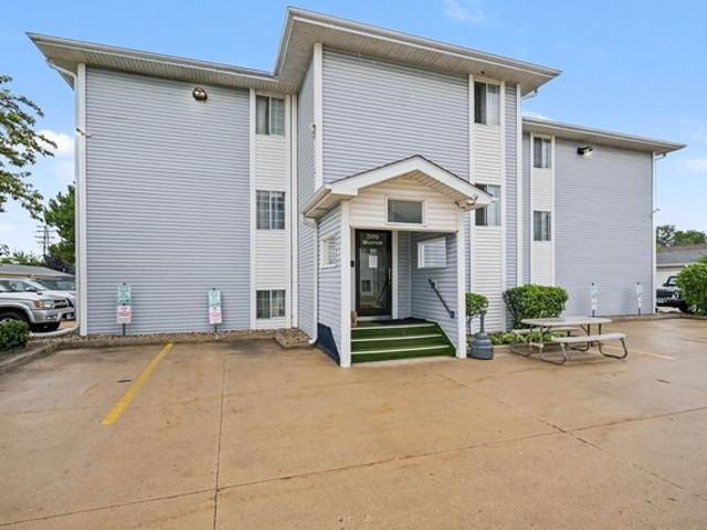 3170 W Monroe St Apt 212, Waukegan, IL 60085