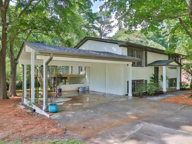 3171 Crestview Cir NW, Duluth, GA 30096