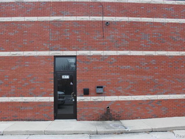 3171 FORT Street
