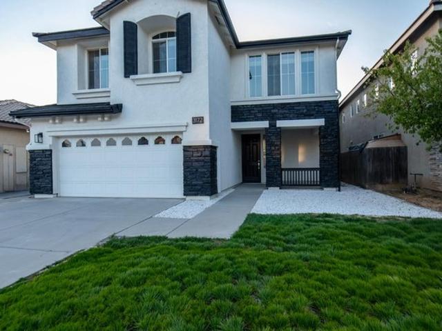 3172 N Hornet Ave, Fresno, CA 93737