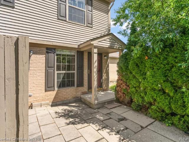 3173 Hidden Ridge Drive
