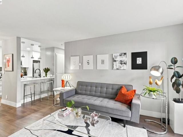 3173 Wayside Plz Apt 113, Walnut Creek, CA 94597