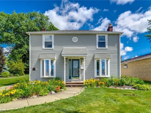 317 30th St NW, Canton, OH 44709