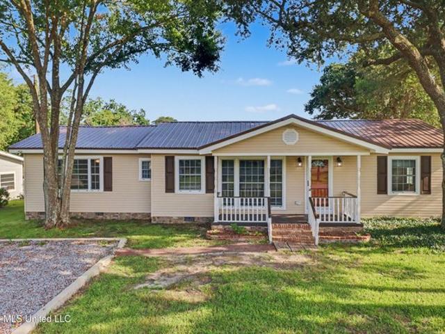 317 42nd St, Gulfport, MS 39507