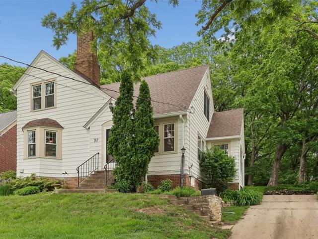 317 58th St, Des Moines, IA 50312