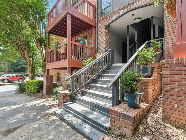 317 8th Street NE 7