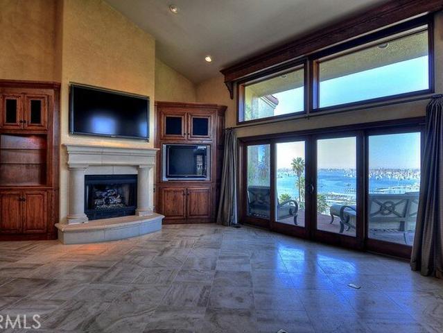 317 Carnation Avenue, Corona Del Mar, CA