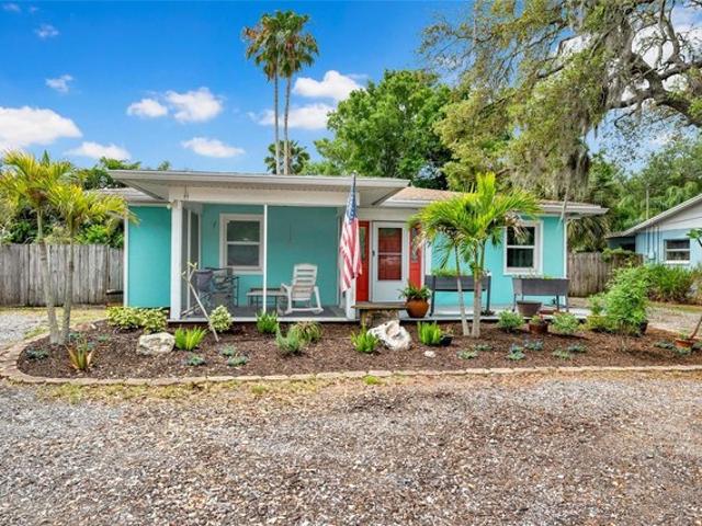 317 Crystal Beach Ave, Crystal Beach, FL 34681
