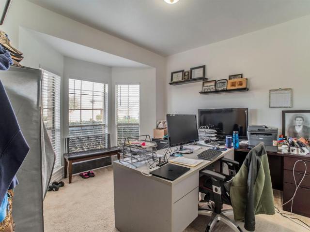 317 Crescent Creek Ln, Fort Worth, TX 76140 | MLS #21327
