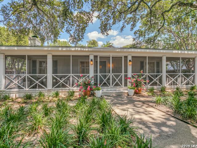 317 Arcadia Pl