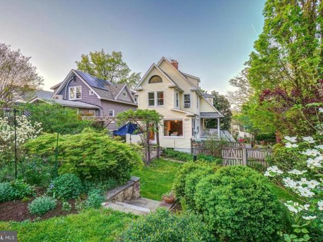 317 Boyd Ave, Takoma Park, MD 20912