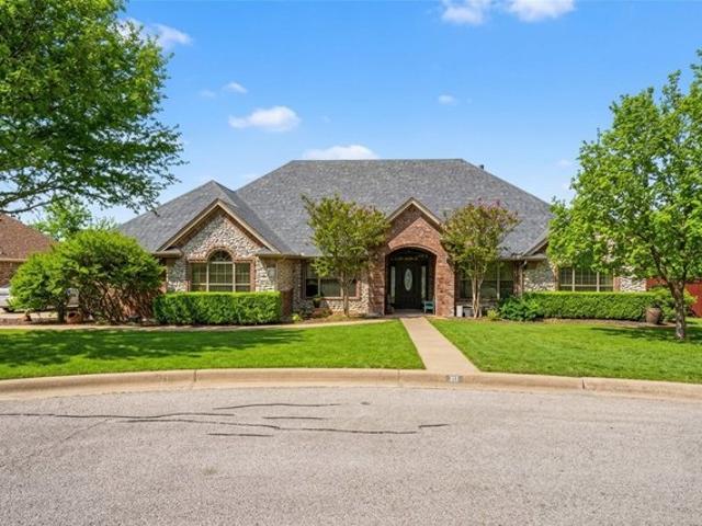 317 Billo Ct, Weatherford, TX 76087