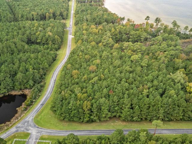 317 Garbacon Dr, Beaufort, NC 28516 | MLS #100536