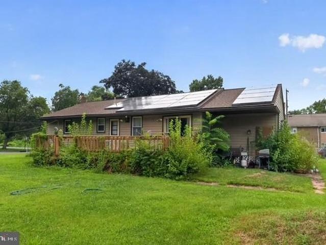 317 Gillette Ave, Pilesgrove, NJ 08098