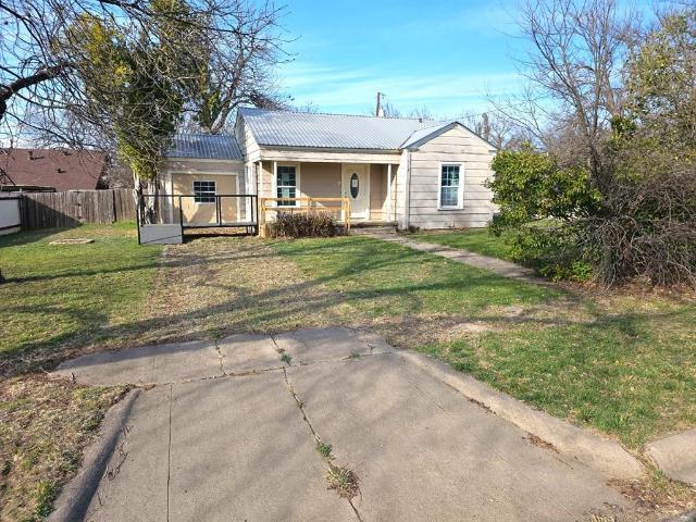 317 E 10th Street