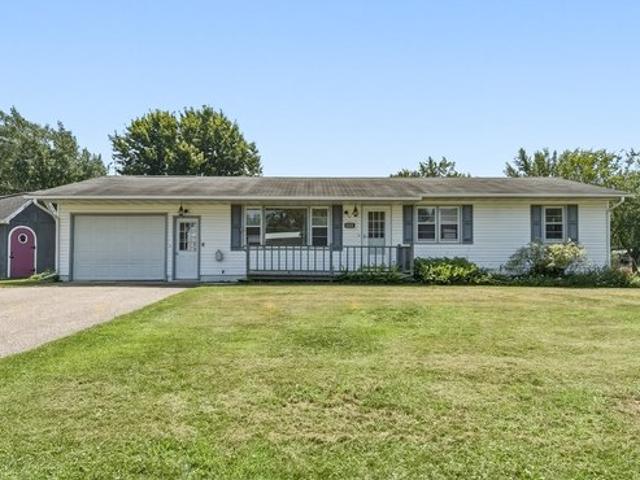 317 E Grant St, Augusta, WI 54722