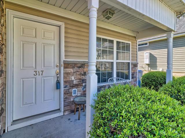 317 Eagle Feather Loop