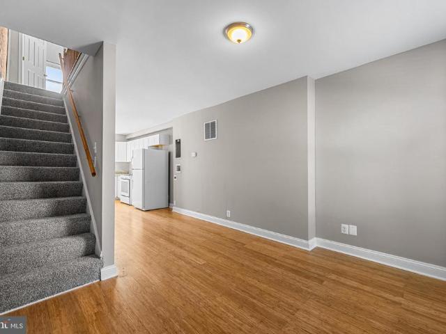 317 Font Hill Avenue