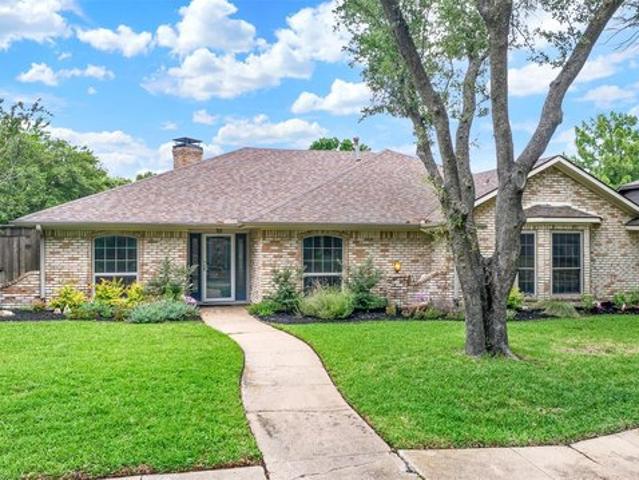 317 Faircrest Dr, Garland, TX 75040