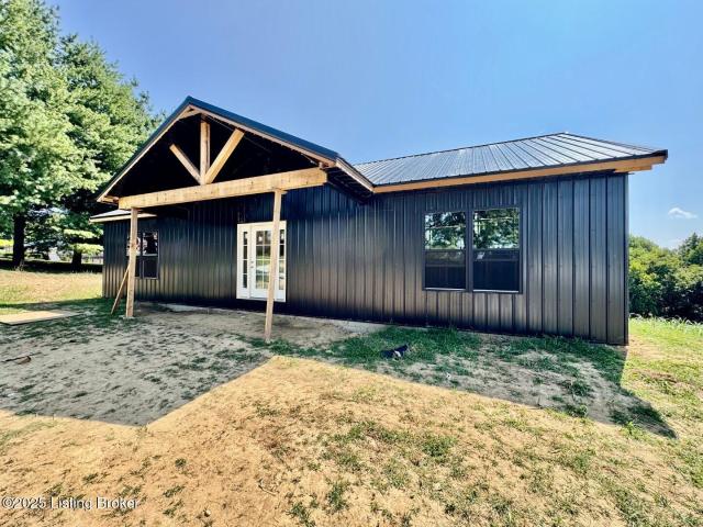 317 Hillsboro Ln