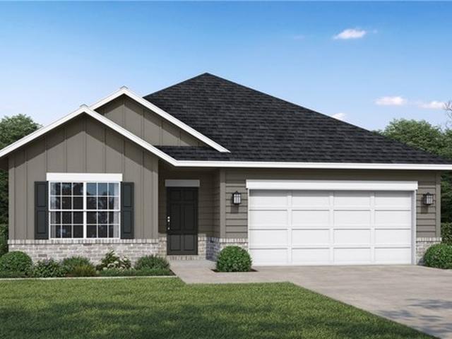 317 Juniper Dr, Hinesville, GA 31313
