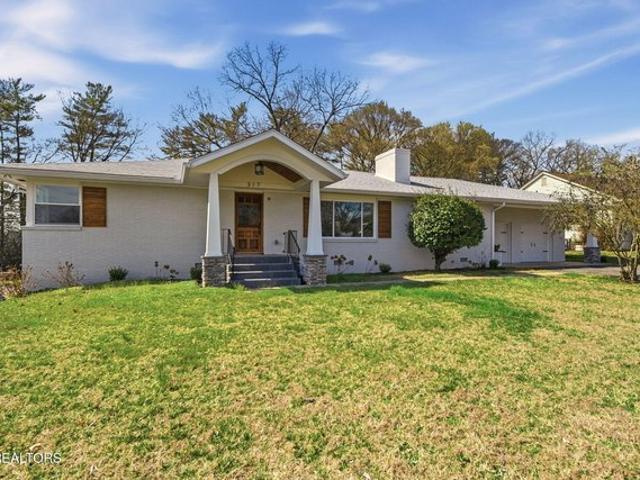 317 Macedonia Ln, Knoxville, TN 37914