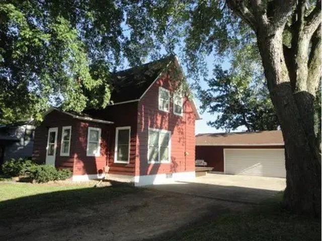 317 Main St E, Silver Lake, MN 55381