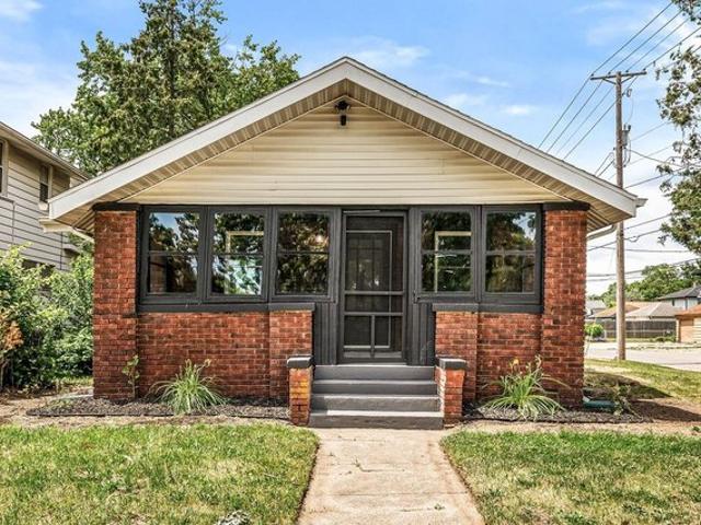 317 N Sunnyside Ave, South Bend, IN 46617
