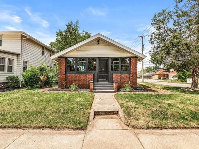 317 N Sunnyside Ave, South Bend, IN 46617