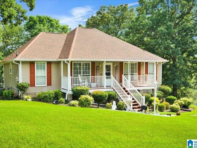 317 NE 37th Ct, Center Point, AL 35215