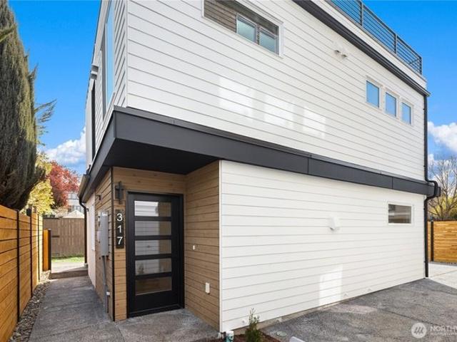 317 NW 87th St, Seattle, WA 98117