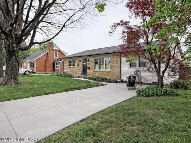 317 S 6th St, Bardstown, KY 40004