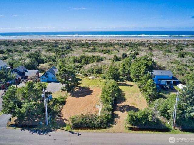 317 Sand Dune Ave NW Lot 24, Ocean Shores, WA 98569