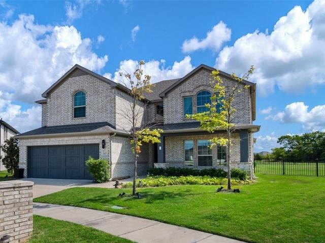317 St Paul Ct, Heath, TX 75126